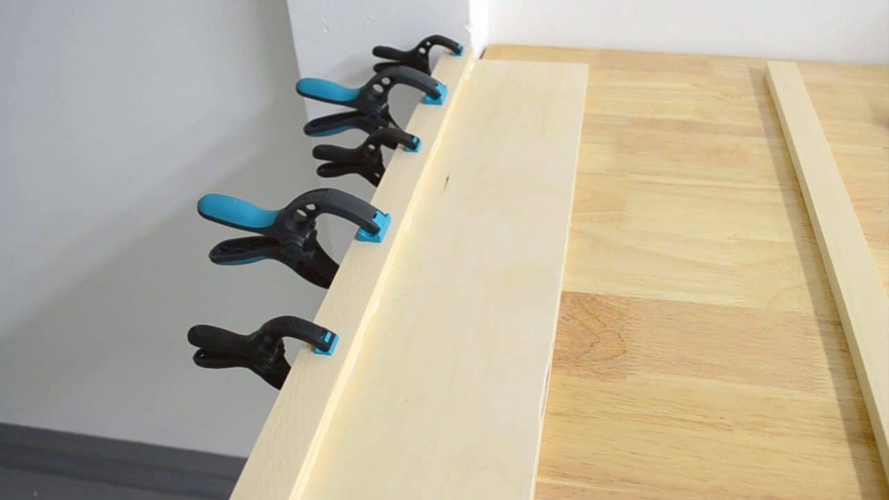 How To Make a DIY Jigsaw Guide Rail (Straight, Clean Cuts Made Easy ...