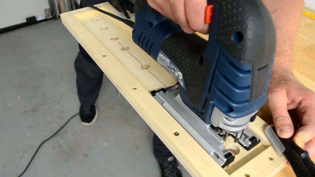 How To Make a DIY Jigsaw Guide Rail (Straight, Clean Cuts Made Easy ...
