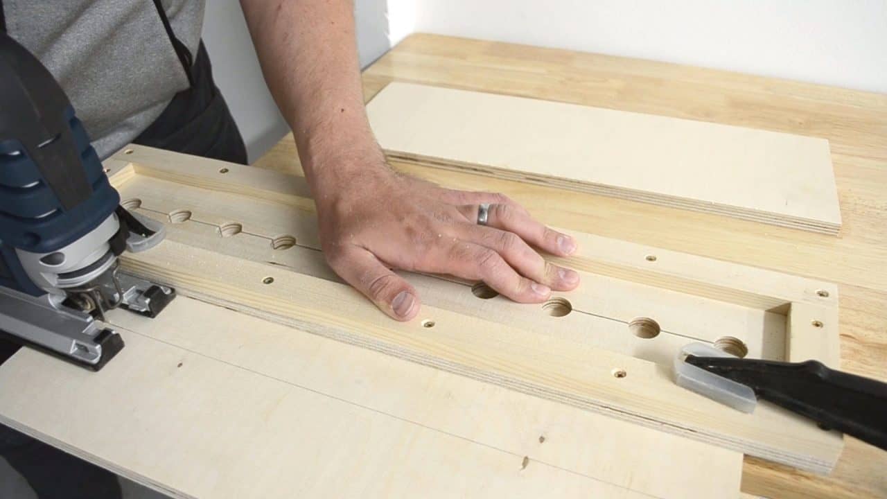 Quick and Simple Drill Press Table (Step by Step For Beginners ...