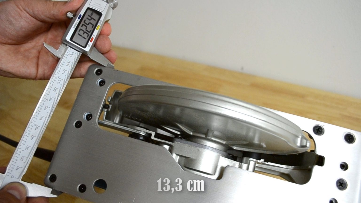 Easy Circular Saw Guide Rail (Step by Step with Pictures) | AllFlavor ...