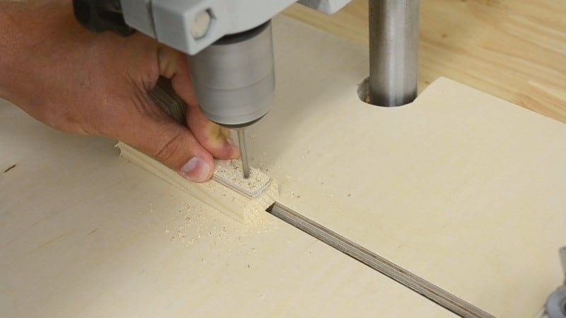 How To Make a Router Circle Jig (With Pictures) | AllFlavor Workshop