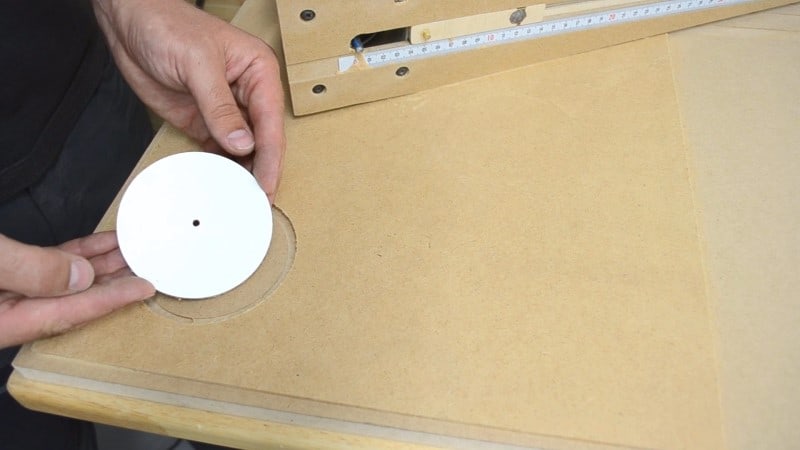 How To Make a Router Circle Jig (With Pictures) | AllFlavor Workshop