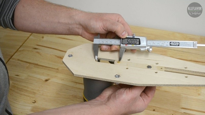 How to Make a Universal Router Circle Cutting Jig (With Pictures ...