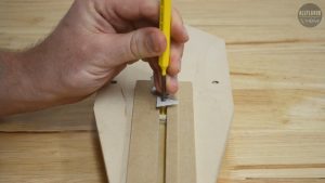 How to Make a Universal Router Circle Cutting Jig (With Pictures ...