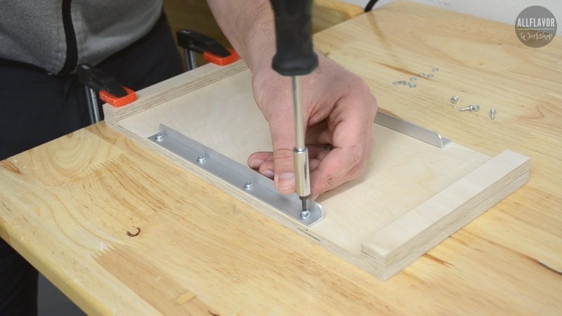 Simple DIY Circular Saw Straight Edge Guide (With Pictures) | AllFlavor ...
