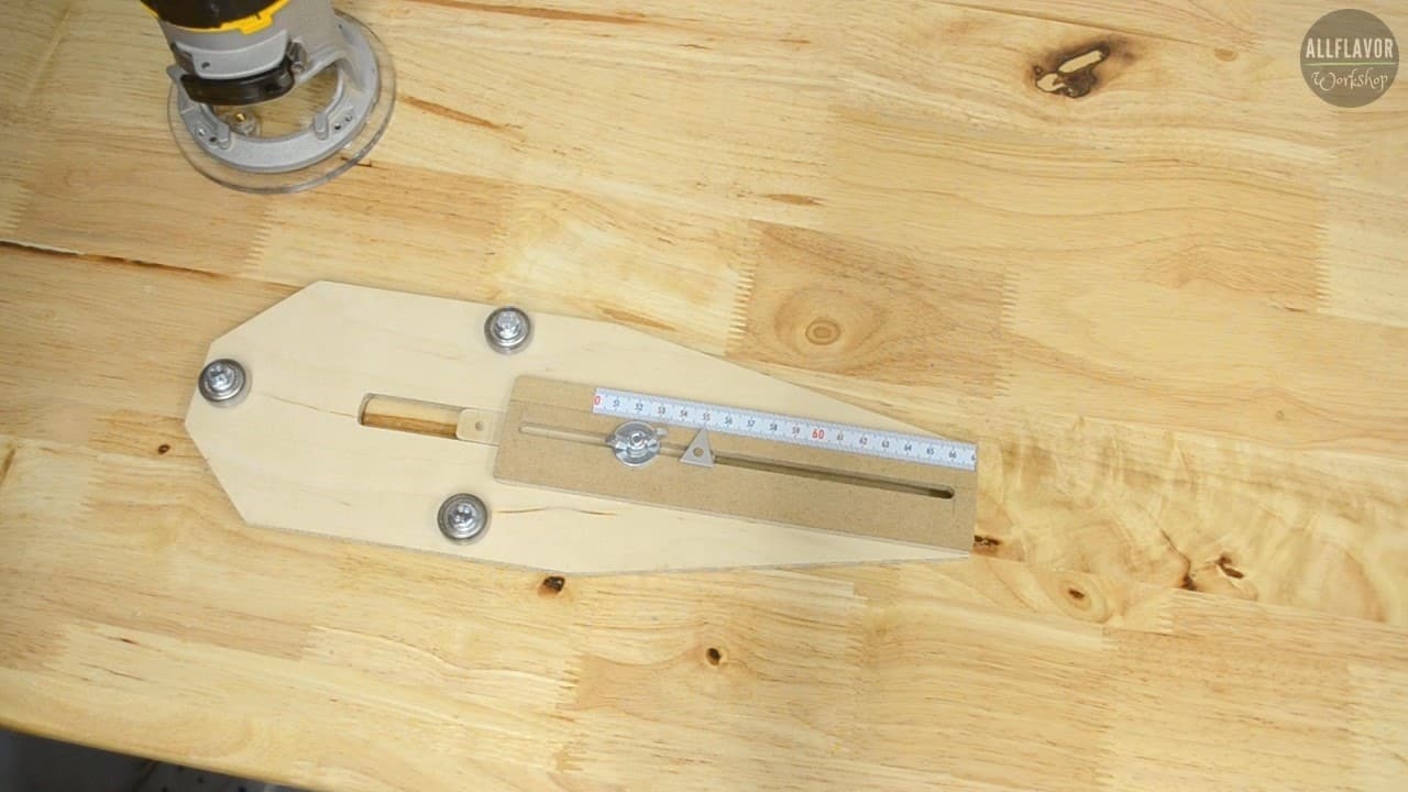 How to Make a Universal Router Circle Cutting Jig (With Pictures ...