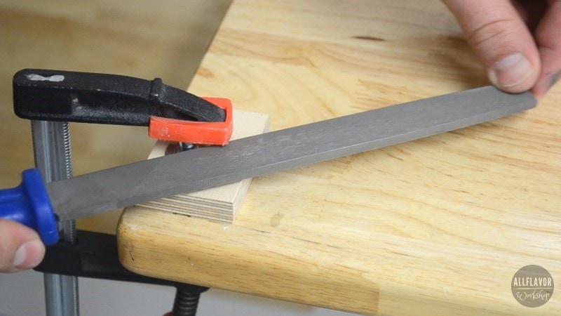 Make a DIY Featherboard for a Small Table Saw (With Pictures ...