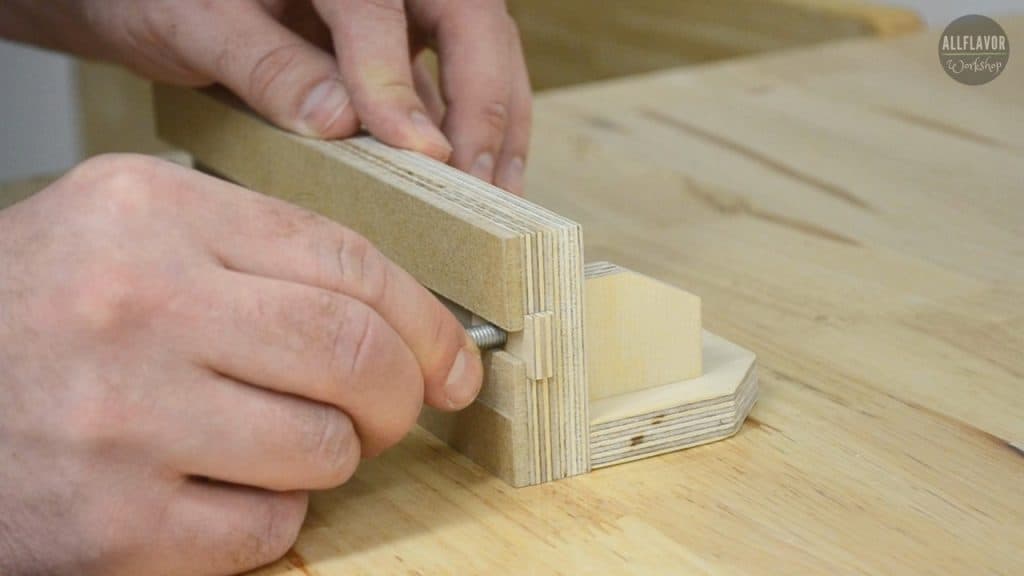 DIY Mini Table Saw Sled for a Mini Table Saw (With Pictures ...