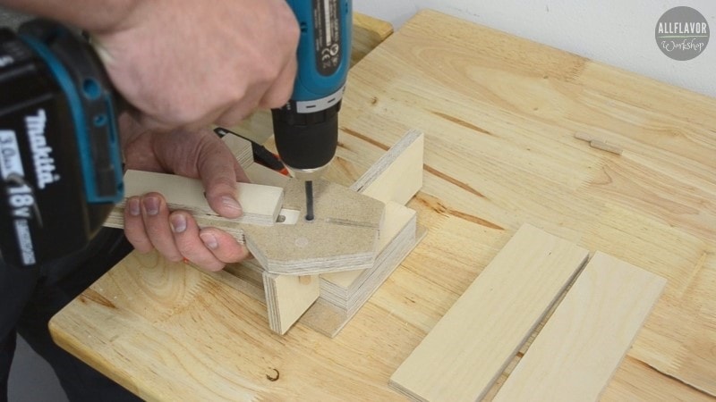 How to Build an Adjustable DIY Dowel Jig (For Edge & Face Joints ...