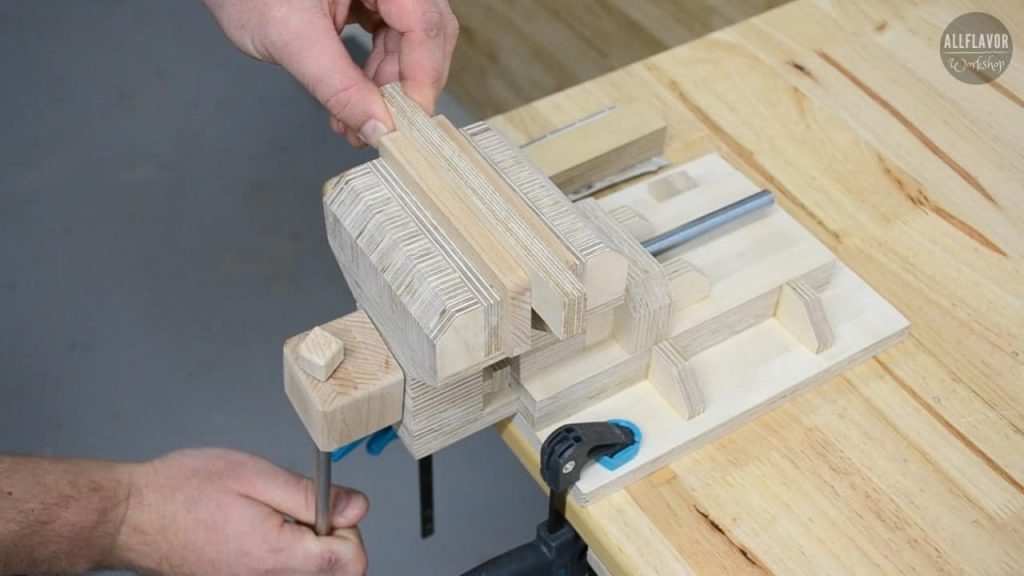 How to Make a Wood Vise for Your Workbench: A Step-by-Step Tutorial ...