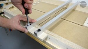 Simple Router Slab Flattening Jig (Step-by-Step with Pictures ...