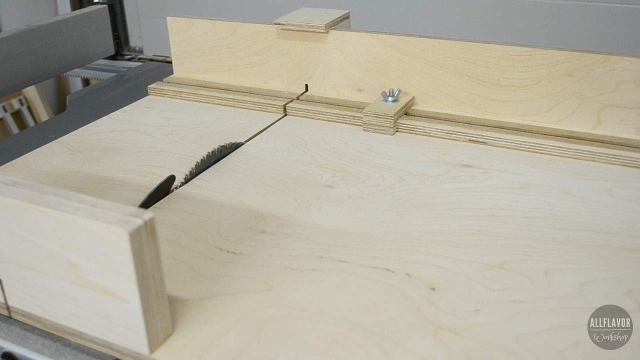 How to Make a Table Saw Sled (Step by Step With Pictures & Video ...