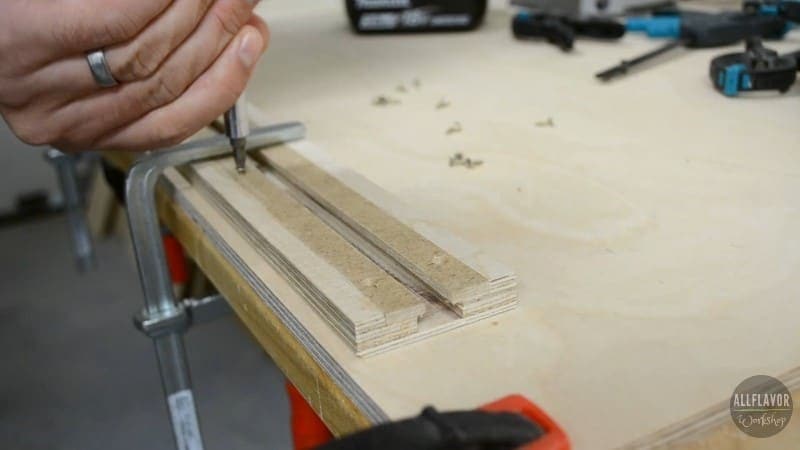 How to Make a Table Saw Sled (Step by Step With Pictures & Video ...