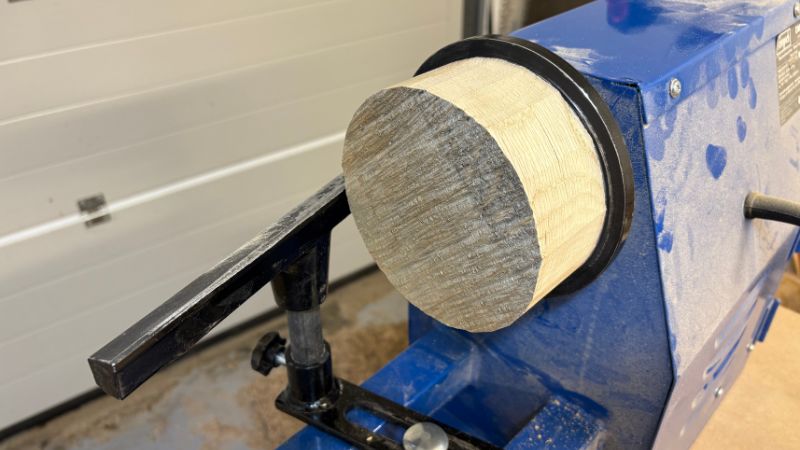 How to Turn a Wooden Bowl (Beginner Step-by-Step Guide) | AllFlavor ...